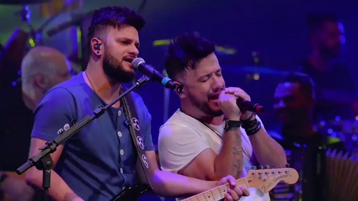 Diego e Victor Hugo lançam clipe ao vivo de "Entregador de Flor ...